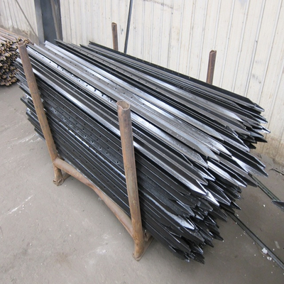 Galvanized 6 FT T Fence Steel Post for Big Farm - Buy Fence Post ...